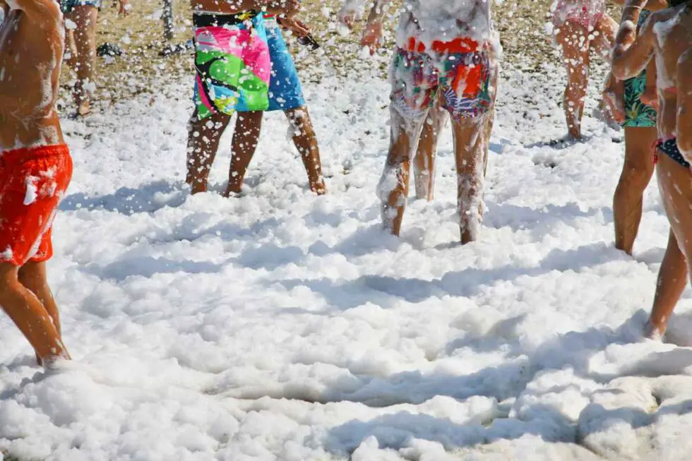 How To Make A Foam Party | Easy Kids Parties
